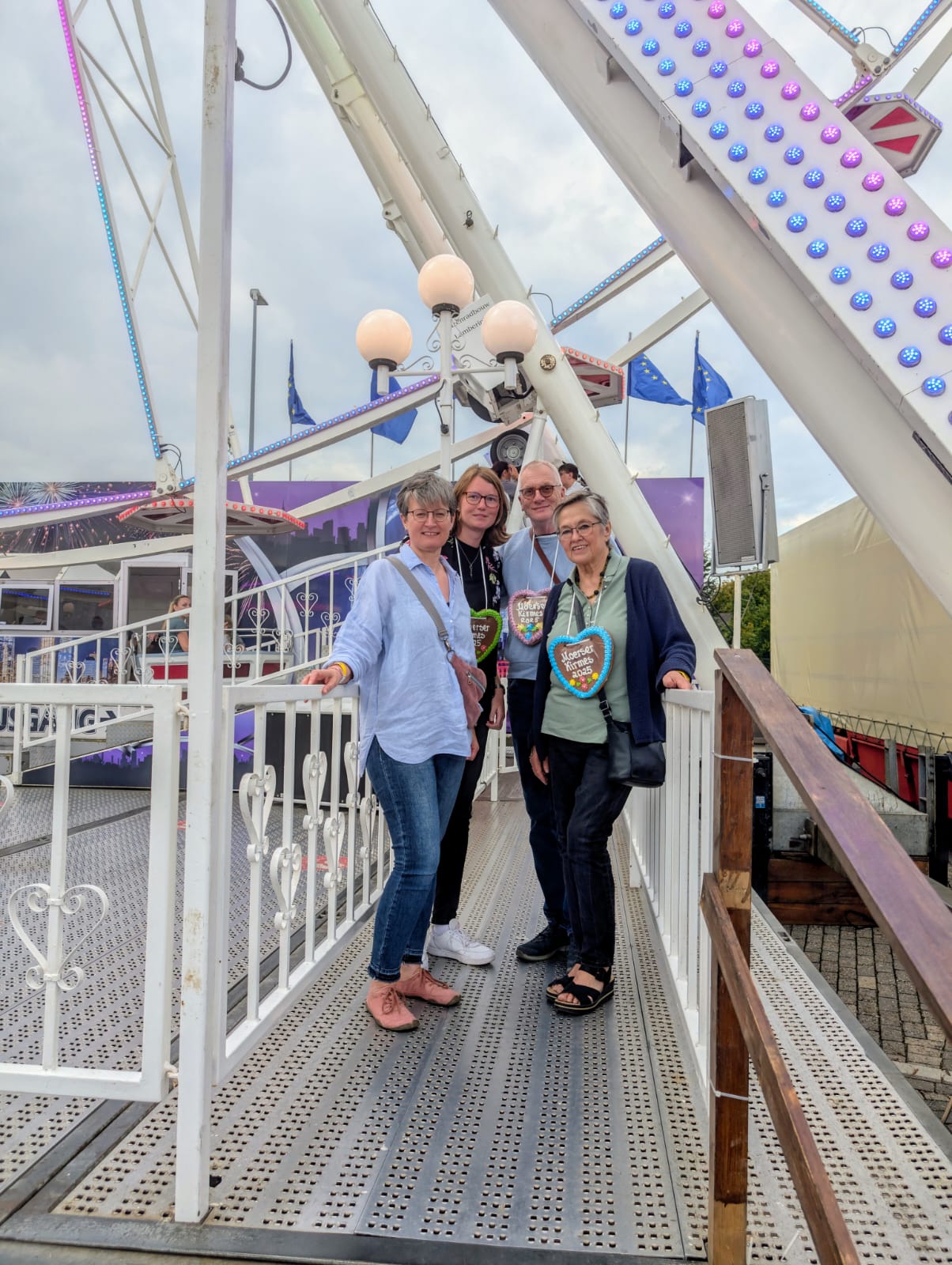 🎡🍭 Die Moerser Kirmes 2025 ist eröffnet! 🎉